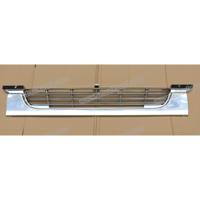 Chrome Center Grille For Nissan UD CWA451 CD48 CD45 Nissan Ud Truck Spare Body Parts
